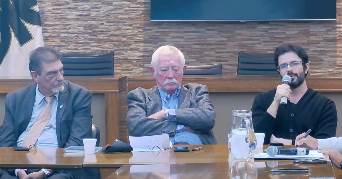 En la UTN se realizó la mesa redonda “Desde los descubrimientos científicos de Einstein al ...